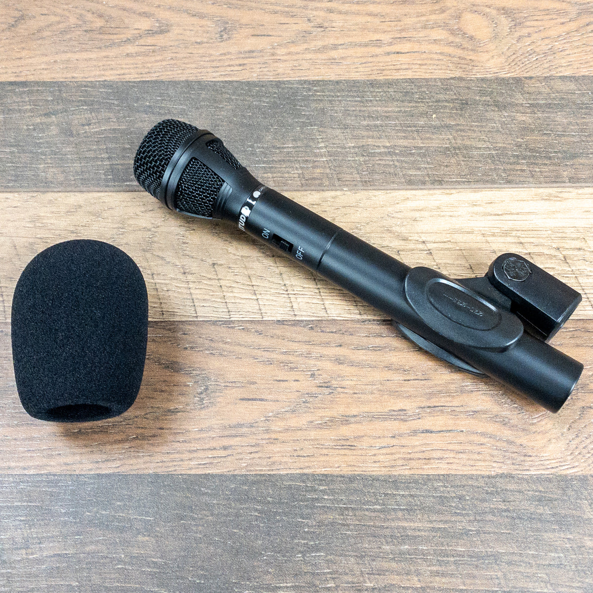 Audio Technica P10991 Studio Condenser Microphone w/windscreen & mic c ...